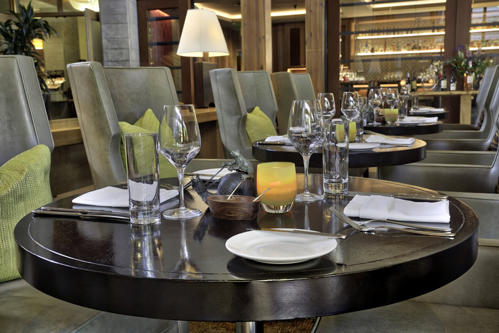 SeaTac Restaurants | Copperleaf Restaurant at Cedarbrook Lodge